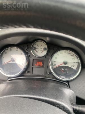 Melns Peugeot 207 2007 Rīga, ar dzinēja tilpumu 1.40 L un nobraukumu 159 tūkst. km par 1300 €, foto 3 vietnē AUTOMOTO.COM.LV