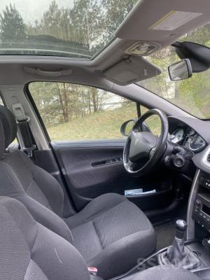 Melns Peugeot 207 2007 Rīga, ar dzinēja tilpumu 1.40 L un nobraukumu 159 tūkst. km par 1300 €, foto 4 vietnē AUTOMOTO.COM.LV