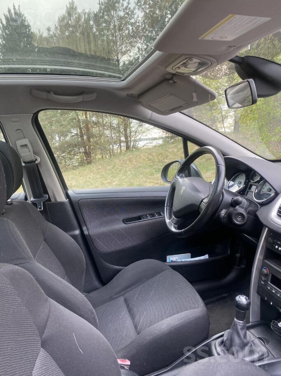 Melns Peugeot 207 2007 Rīga, ar dzinēja tilpumu 1.40 L un nobraukumu 159 tūkst. km par 1300 €, foto 4 vietnē AUTOMOTO.COM.LV