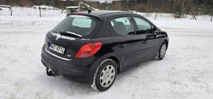 Черный Пежо 207 2007 в Даугавпилс, объемом двигателя 1.40 л и пробегом 217 тыс. км за 1500 €, фото 5 на AUTOMOTO.COM.LV