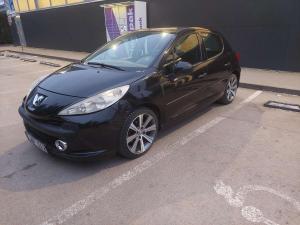 Black Peugeot 207 2007 in Vilnius, with an engine capacity of 1.60 L and mileage of 256 thousand km for 1150 €, photo 3 on AUTOMOTO.COM.LV
