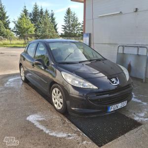 Black Peugeot 207 2007 in Skuodas, with an engine capacity of 1.40 L and mileage of 240 thousand km for 1400 €, photo 3 on AUTOMOTO.COM.LV