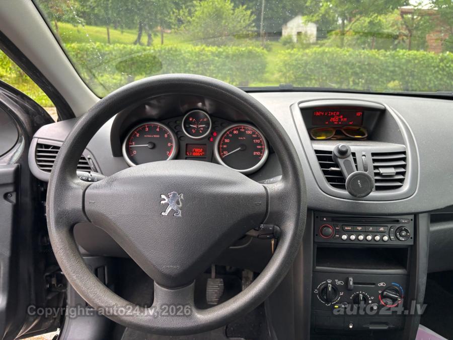 Black Peugeot 207 2007 in Viljandi, with an engine capacity of 1.40 L and mileage of 118 thousand km for 1900 €, photo 10 on AUTOMOTO.COM.LV