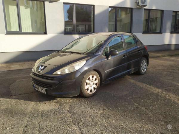 Melns Peugeot 207 2007 Viļņa, ar dzinēja tilpumu 1.40 L un nobraukumu 258 tūkst. km par 1100 €, foto 7 vietnē AUTOMOTO.COM.LV