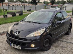 Black Peugeot 207 2007 in Ukmerge, with an engine capacity of 1.40 L and mileage of 407 thousand km for 350 €, photo 5 on AUTOMOTO.COM.LV