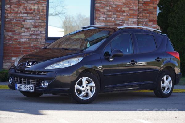 Black Peugeot 207 2008 in Riga, with an engine capacity of 1.60 L and mileage of 224 thousand km for 990 €, photo 1 on AUTOMOTO.COM.LV