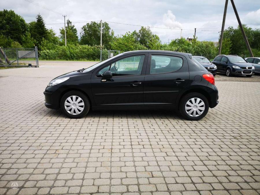 Melns Peugeot 207 2008 Radviliškis, ar dzinēja tilpumu 1.40 L un nobraukumu 167 tūkst. km par 1900 €, foto 3 vietnē AUTOMOTO.COM.LV