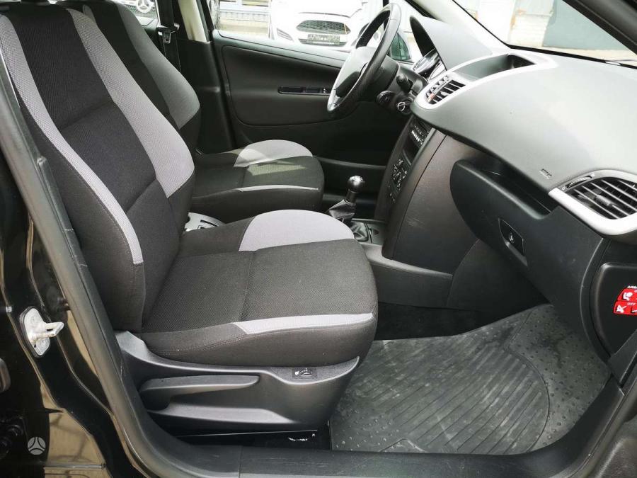 Melns Peugeot 207 2008 Radviliškis, ar dzinēja tilpumu 1.40 L un nobraukumu 167 tūkst. km par 1900 €, foto 12 vietnē AUTOMOTO.COM.LV