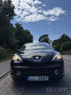 Black Peugeot 207 2008 in Riga, with an engine capacity of 1.60 L and mileage of 155 thousand km for 2490 €, photo 6 on AUTOMOTO.COM.LV