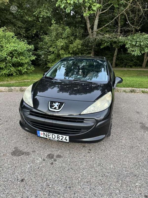 Peugeot 207 2008 in Vilnius on AUTOMOTO.COM.LV Black Peugeot 207 2008 in Vilnius, with an engine capacity of 1.60 L and mileage of 274 thousand km for 1200 €, photo 7 on AUTOMOTO.COM.LV