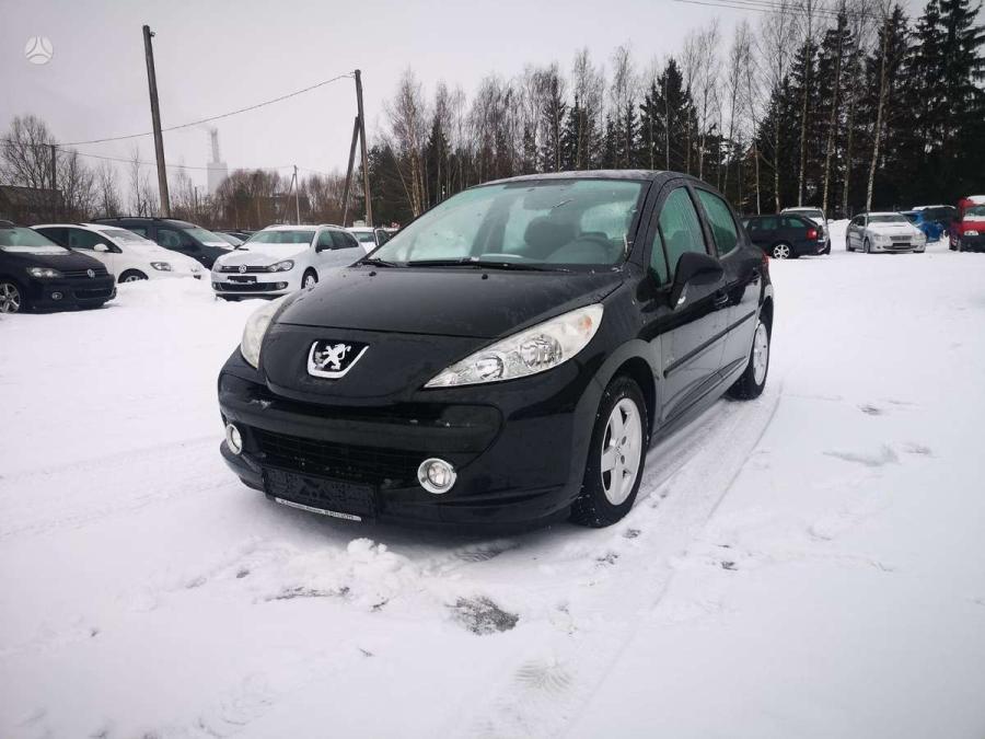Black Peugeot 207 2009 in Radviliskis, with an engine capacity of 1.40 L and mileage of 141 thousand km for 2450 €, photo 1 on AUTOMOTO.COM.LV