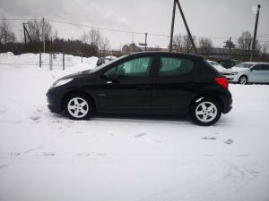 Black Peugeot 207 2009 in Radviliskis, with an engine capacity of 1.40 L and mileage of 141 thousand km for 2450 €, photo 2 on AUTOMOTO.COM.LV