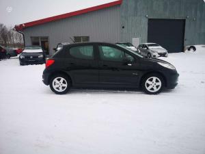 Black Peugeot 207 2009 in Radviliskis, with an engine capacity of 1.40 L and mileage of 141 thousand km for 2450 €, photo 5 on AUTOMOTO.COM.LV