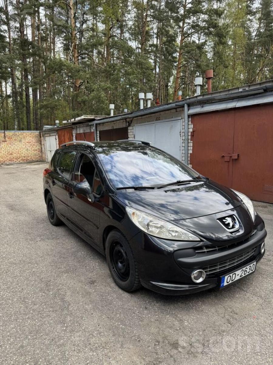Black Peugeot 207 2007 in Riga, with an engine capacity of 1.60 L and mileage of 360 thousand km for 1770 €, photo 2 on AUTOMOTO.COM.LV
