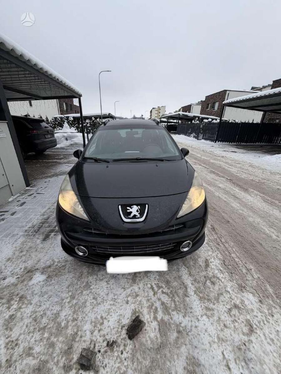 Black Peugeot 207 2007 in Vilnius, with an engine capacity of 1.56 L and mileage of 272 thousand km for 1200 €, photo 1 on AUTOMOTO.COM.LV