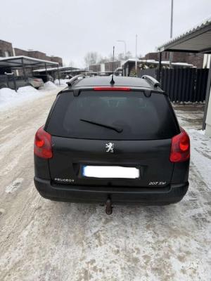 Black Peugeot 207 2007 in Vilnius, with an engine capacity of 1.56 L and mileage of 272 thousand km for 1200 €, photo 5 on AUTOMOTO.COM.LV