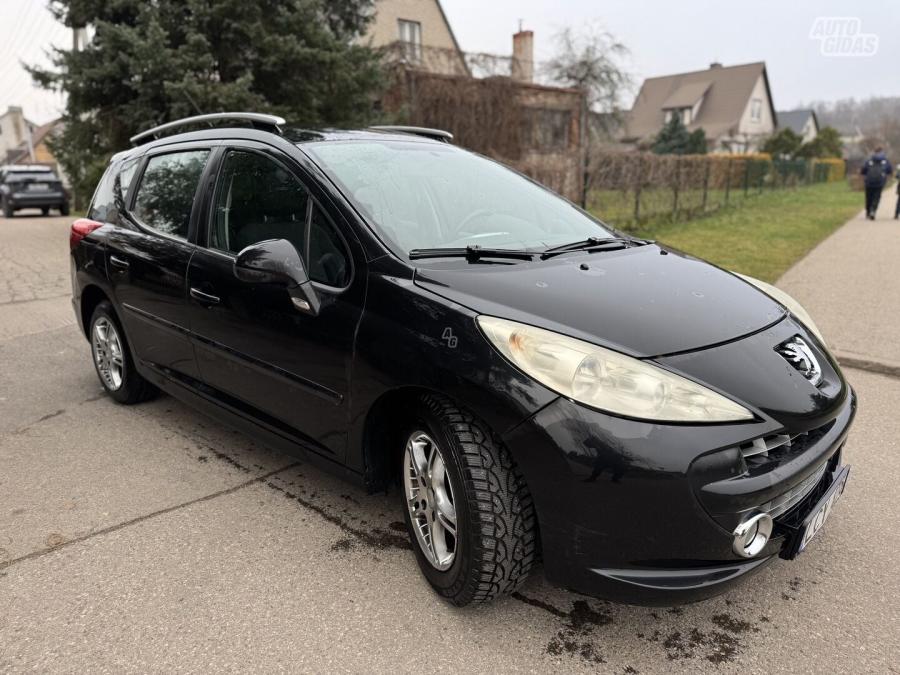 Black Peugeot 207 2008 in Kaunas, with an engine capacity of 1.40 L and mileage of 268 thousand km for 1000 €, photo 4 on AUTOMOTO.COM.LV