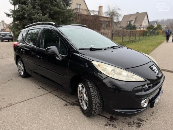 Black Peugeot 207 2008 in Kaunas, with an engine capacity of 1.40 L and mileage of 268 thousand km for 950 €, photo 4 on AUTOMOTO.COM.LV