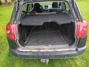 Black Peugeot 207 2008 in Kuldiga, with an engine capacity of 1.60 L and mileage of 410 thousand km for 1200 €, photo 10 on AUTOMOTO.COM.LV