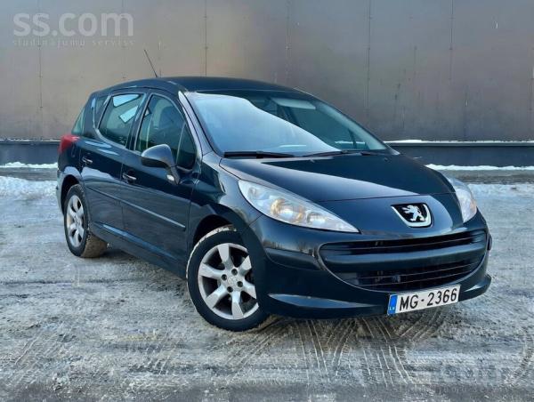 Black Peugeot 207 2010 in Riga, with an engine capacity of 1.40 L and mileage of 124 thousand km for 1900 €, photo 1 on AUTOMOTO.COM.LV