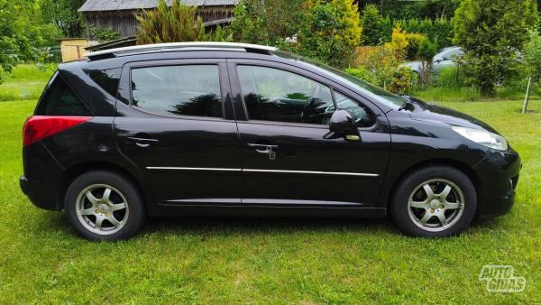 Black Peugeot 207 2010 in Vilnius, with an engine capacity of 1.60 L and mileage of 167 thousand km for 3500 €, photo 3 on AUTOMOTO.COM.LV