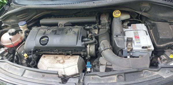 Black Peugeot 207 2010 in Klaipeda, with an engine capacity of 1.40 L and mileage of 33 thousand km for 850 €, photo 3 on AUTOMOTO.COM.LV