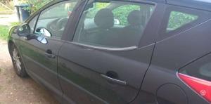 Melns Peugeot 207 2010 Klaipėda, ar dzinēja tilpumu 1.40 L un nobraukumu 33 tūkst. km par 850 €, foto 10 vietnē AUTOMOTO.COM.LV