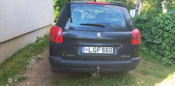 Black Peugeot 207 2010 in Klaipeda, with an engine capacity of 1.40 L and mileage of 33 thousand km for 850 €, photo 10 on AUTOMOTO.COM.LV