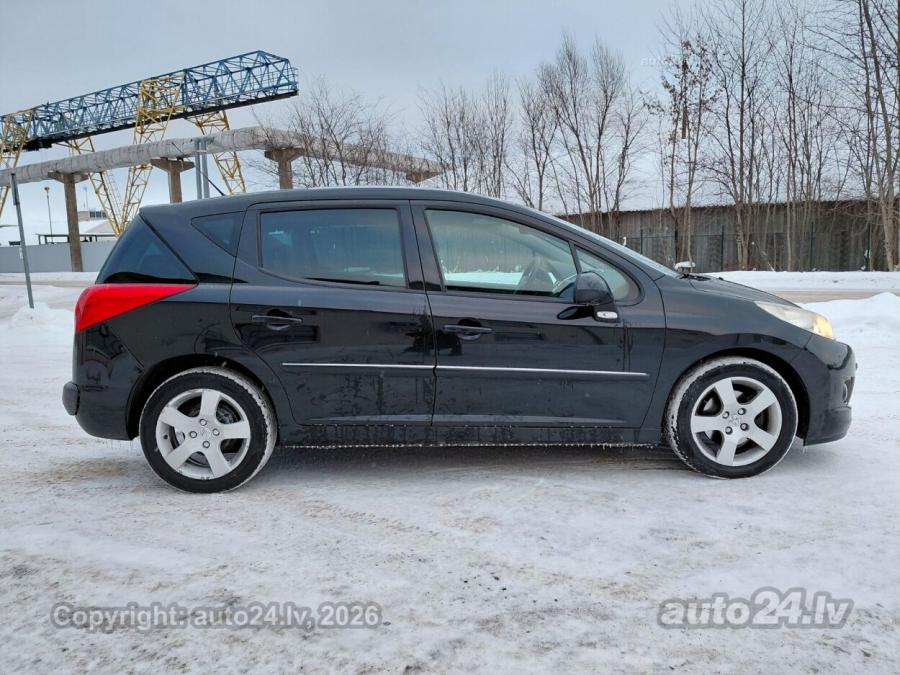 Black Peugeot 207 2012 in Paide, with an engine capacity of 1.60 L and mileage of 282 thousand km for 3499 €, photo 5 on AUTOMOTO.COM.LV