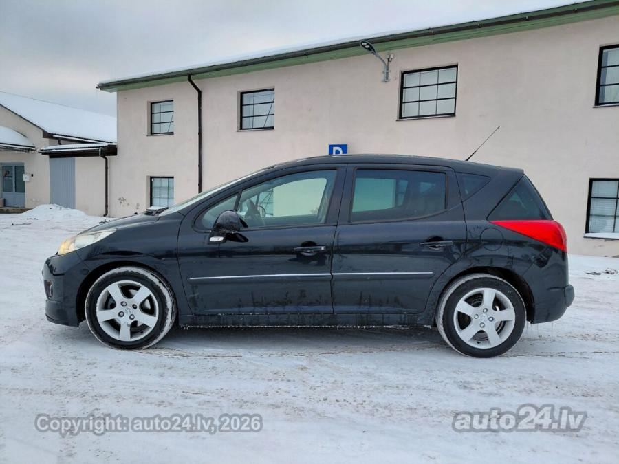Black Peugeot 207 2012 in Paide, with an engine capacity of 1.60 L and mileage of 282 thousand km for 3499 €, photo 6 on AUTOMOTO.COM.LV