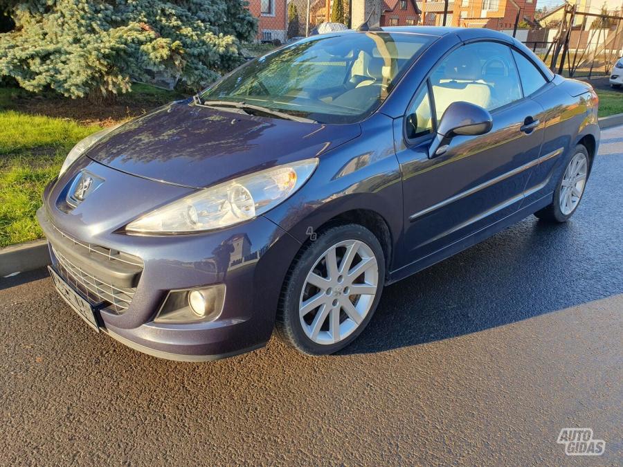 Blue Peugeot 207 2012 in Panevezys, with an engine capacity of 1.60 L and mileage of 140 thousand km for 3900 €, photo 3 on AUTOMOTO.COM.LV