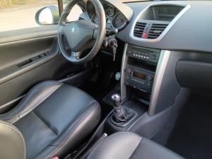 Zils Peugeot 207 2014 Rīga, ar dzinēja tilpumu 1.60 L un nobraukumu 160 tūkst. km par 4800 €, foto 8 vietnē AUTOMOTO.COM.LV