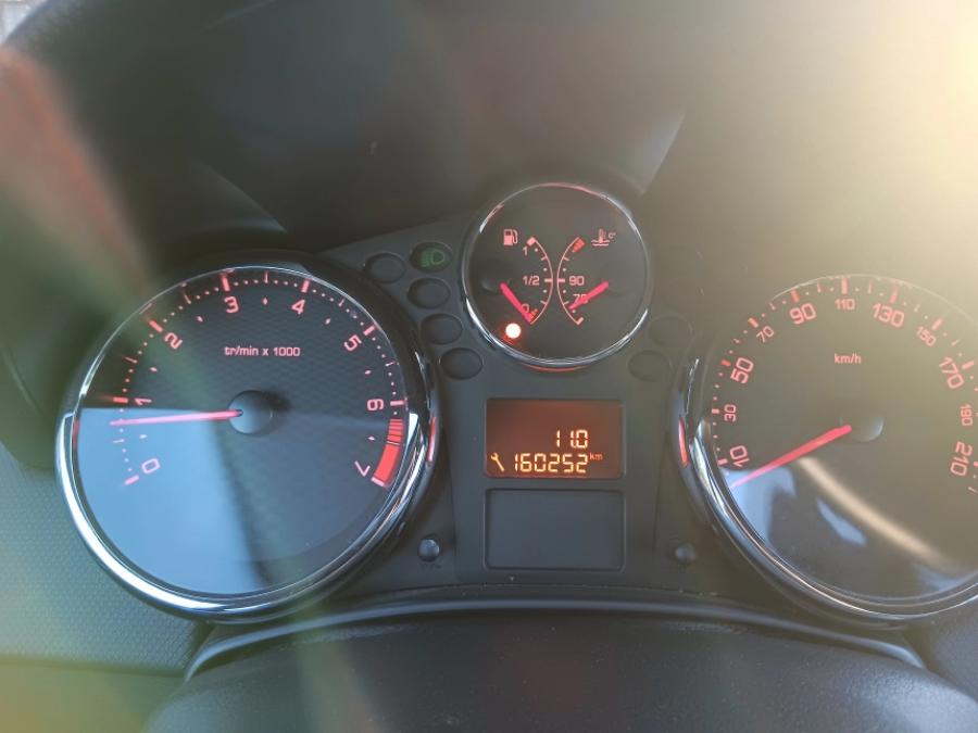 Zils Peugeot 207 2014 Rīga, ar dzinēja tilpumu 1.60 L un nobraukumu 160 tūkst. km par 4800 €, foto 12 vietnē AUTOMOTO.COM.LV