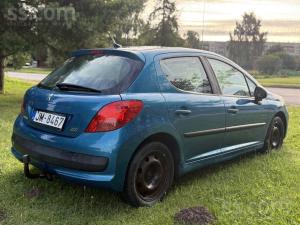 Zils Peugeot 207 2006 Kuldīga, ar dzinēja tilpumu 1.60 L un nobraukumu 267 tūkst. km par 800 €, foto 6 vietnē AUTOMOTO.COM.LV