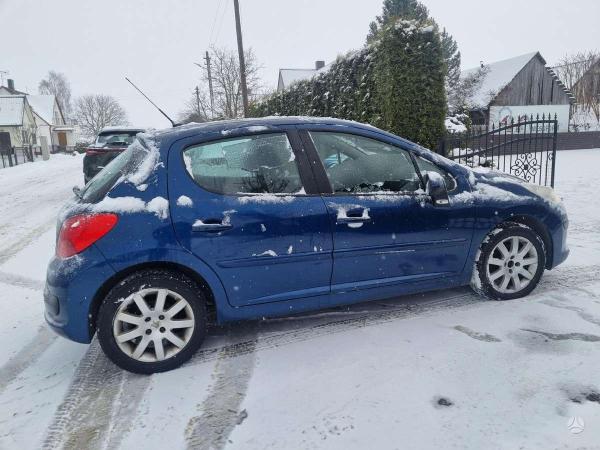 Zils Peugeot 207 2007 Vilkaviškis, ar dzinēja tilpumu 1.60 L un nobraukumu 144 tūkst. km par 1250 €, foto 2 vietnē AUTOMOTO.COM.LV