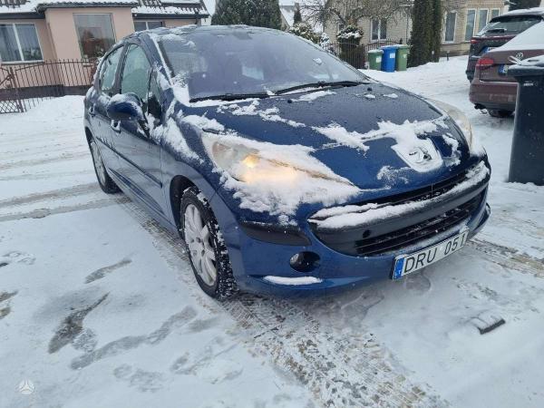 Zils Peugeot 207 2007 Vilkaviškis, ar dzinēja tilpumu 1.60 L un nobraukumu 144 tūkst. km par 1250 €, foto 6 vietnē AUTOMOTO.COM.LV