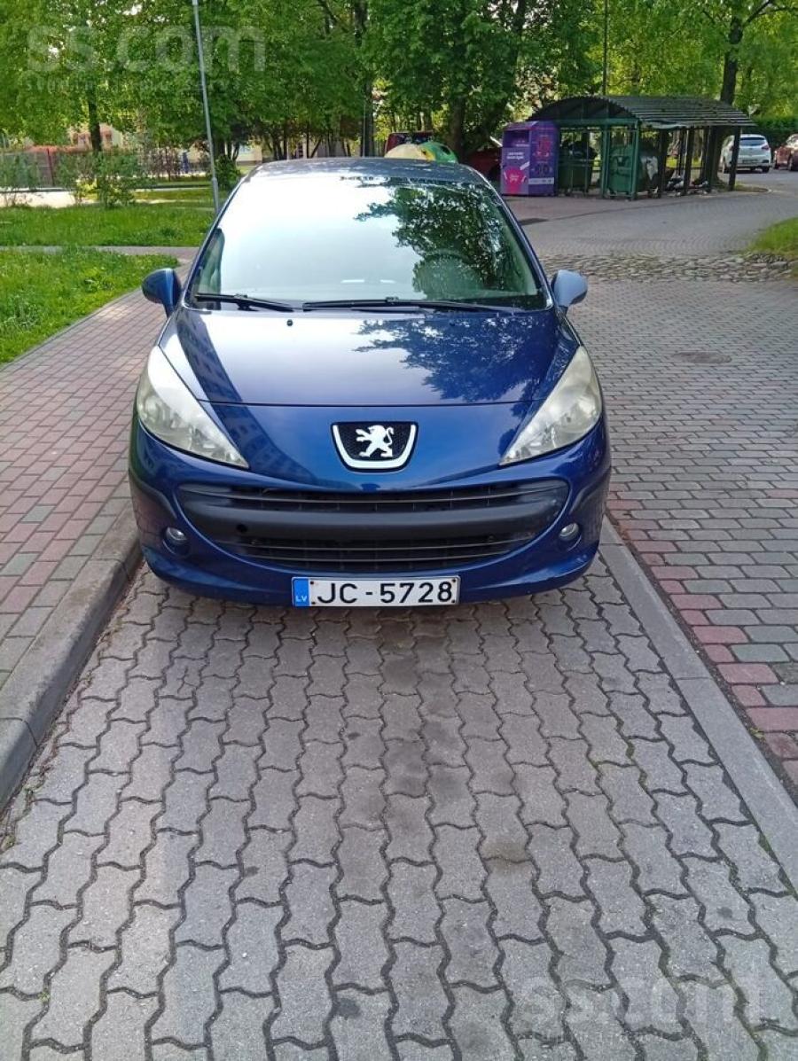 Zils Peugeot 207 2007 Rīga, ar dzinēja tilpumu 1.40 L un nobraukumu 284 tūkst. km par 1300 €, foto 1 vietnē AUTOMOTO.COM.LV