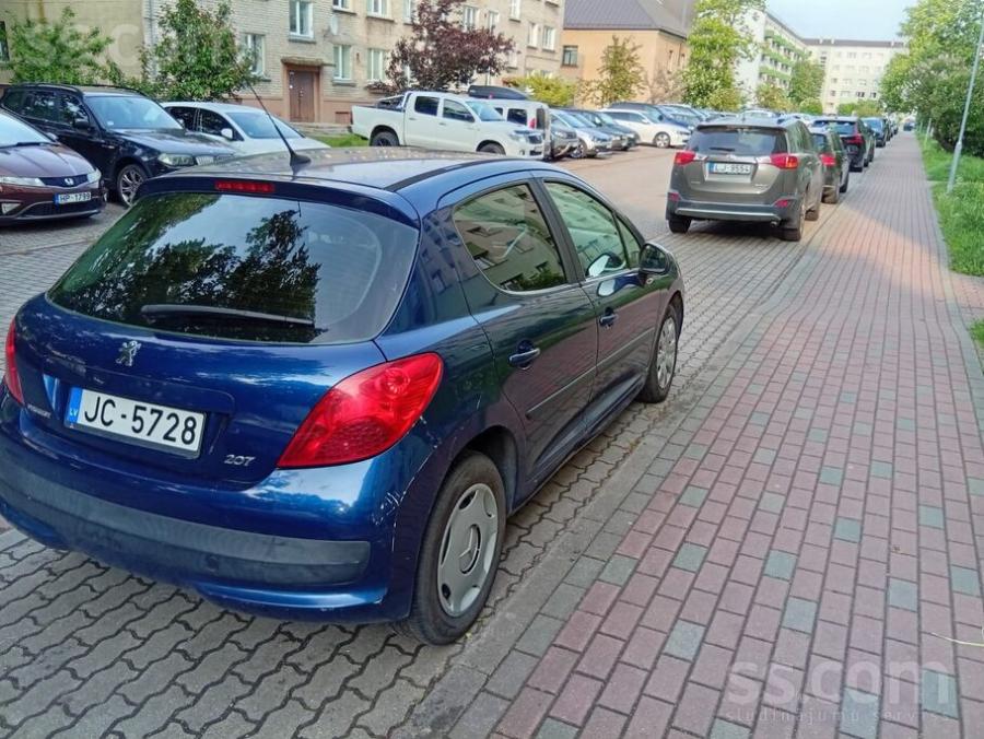 Zils Peugeot 207 2007 Rīga, ar dzinēja tilpumu 1.40 L un nobraukumu 284 tūkst. km par 1300 €, foto 5 vietnē AUTOMOTO.COM.LV