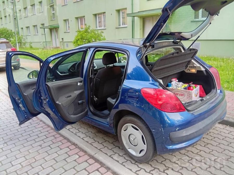 Zils Peugeot 207 2007 Rīga, ar dzinēja tilpumu 1.40 L un nobraukumu 284 tūkst. km par 1300 €, foto 6 vietnē AUTOMOTO.COM.LV