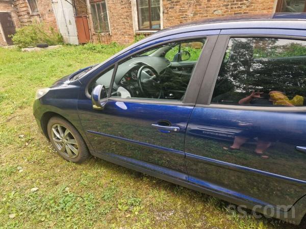 Zils Peugeot 207 2008 Rīga, ar dzinēja tilpumu 1.60 L un nobraukumu 185 tūkst. km par 2500 €, foto 4 vietnē AUTOMOTO.COM.LV
