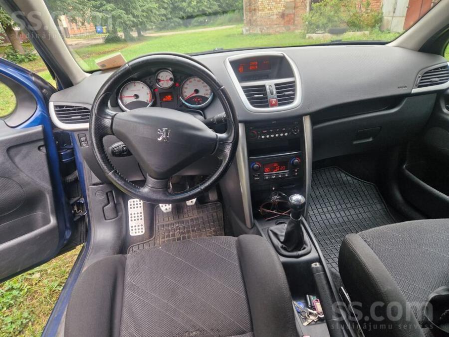Zils Peugeot 207 2008 Rīga, ar dzinēja tilpumu 1.60 L un nobraukumu 185 tūkst. km par 2500 €, foto 6 vietnē AUTOMOTO.COM.LV