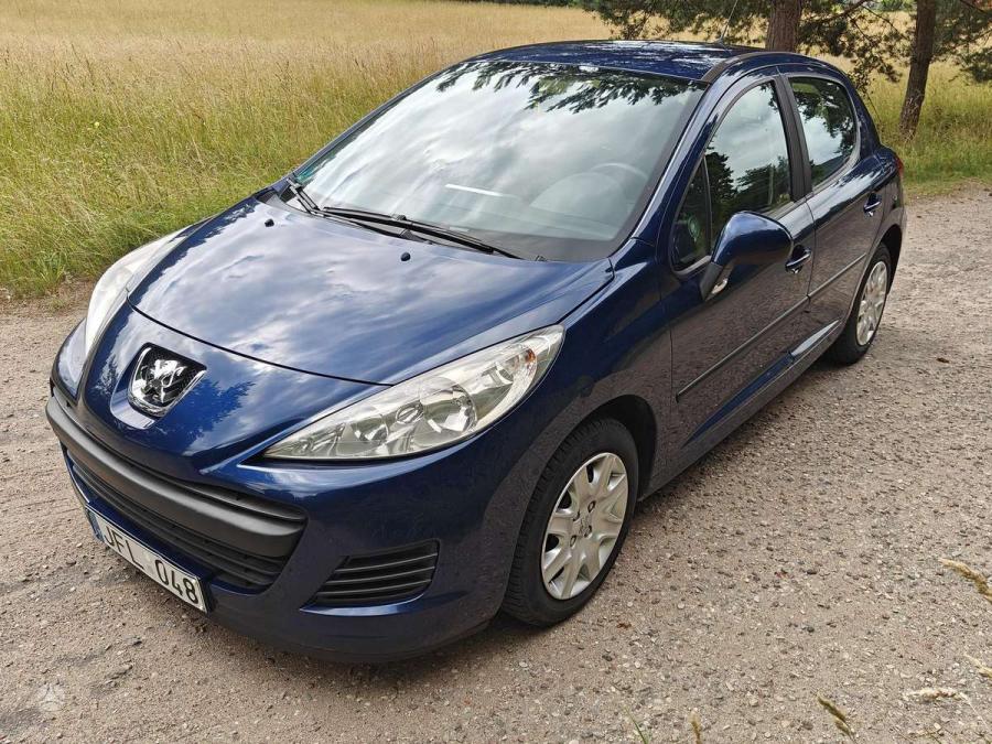Blue Peugeot 207 2009 in Vilnius, with an engine capacity of 1.40 L and mileage of 168 thousand km for 1750 €, photo 3 on AUTOMOTO.COM.LV