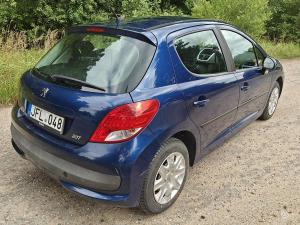 Blue Peugeot 207 2009 in Vilnius, with an engine capacity of 1.40 L and mileage of 168 thousand km for 1750 €, photo 5 on AUTOMOTO.COM.LV