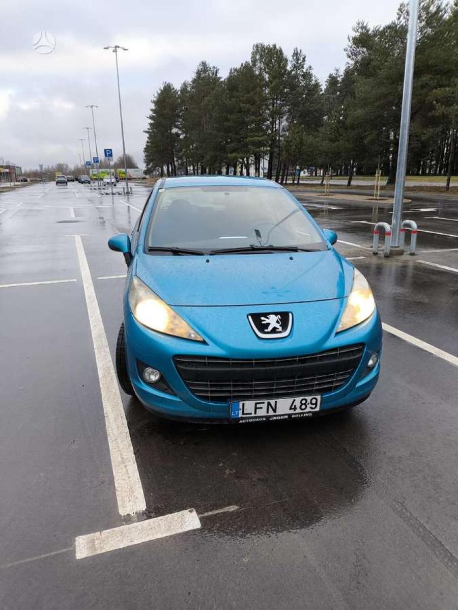 Blue Peugeot 207 2011 in Utena, with an engine capacity of 1.40 L and mileage of 166 thousand km for 1500 €, photo 1 on AUTOMOTO.COM.LV