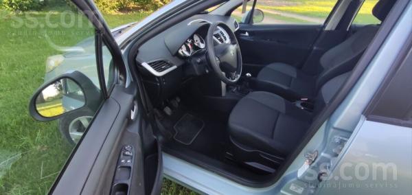 Blue Peugeot 207 2011 in Jekabpils, with an engine capacity of 1.40 L and mileage of 98 thousand km for 1550 €, photo 9 on AUTOMOTO.COM.LV