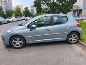 Zils Peugeot 207 2011 Rīga, ar dzinēja tilpumu 1.40 L un nobraukumu 99 tūkst. km par 2200 €, foto 3 vietnē AUTOMOTO.COM.LV