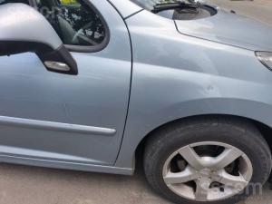 Zils Peugeot 207 2011 Rīga, ar dzinēja tilpumu 1.40 L un nobraukumu 99 tūkst. km par 2200 €, foto 7 vietnē AUTOMOTO.COM.LV