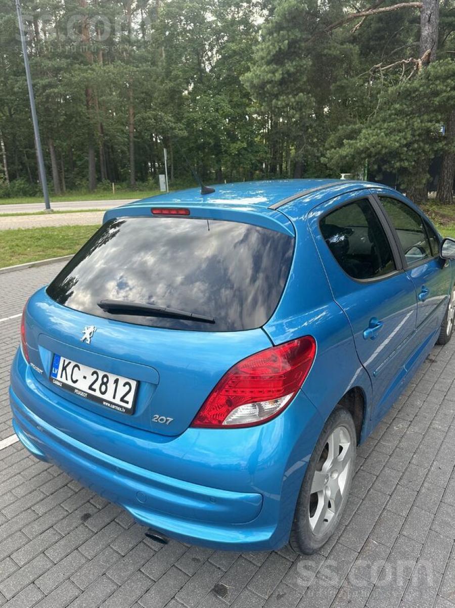 Blue Peugeot 207 2012 in Riga, with an engine capacity of 1.60 L and mileage of 157 thousand km for 2900 €, photo 5 on AUTOMOTO.COM.LV