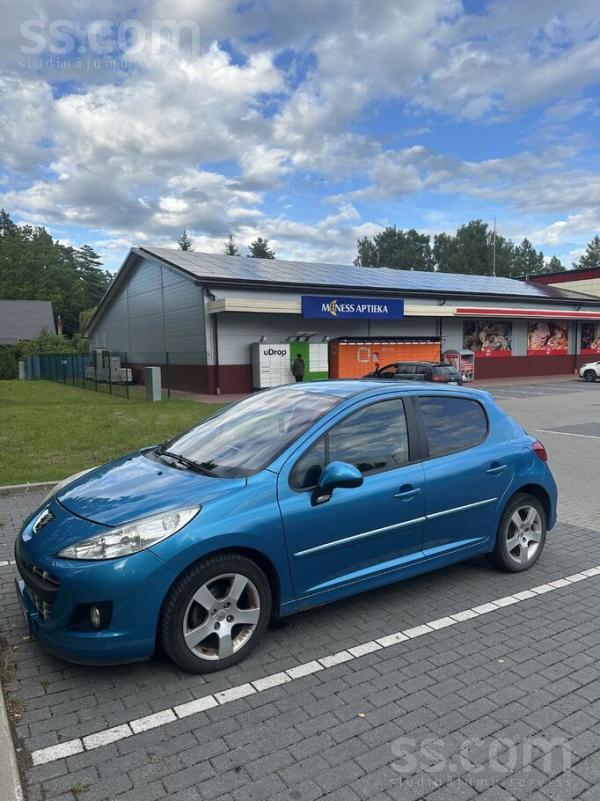 Zils Peugeot 207 2012 Rīga, ar dzinēja tilpumu 1.60 L un nobraukumu 157 tūkst. km par 2900 €, foto 6 vietnē AUTOMOTO.COM.LV