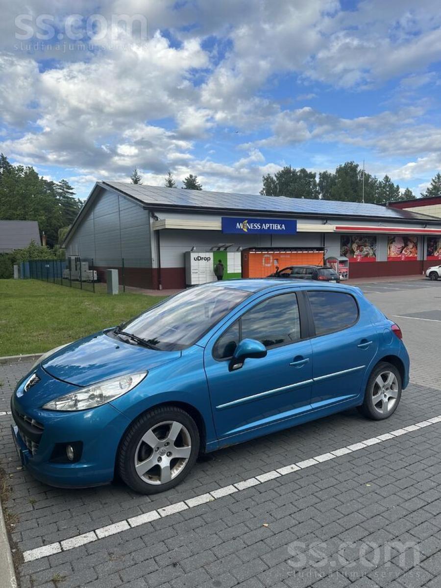 Blue Peugeot 207 2012 in Riga, with an engine capacity of 1.60 L and mileage of 157 thousand km for 2900 €, photo 7 on AUTOMOTO.COM.LV